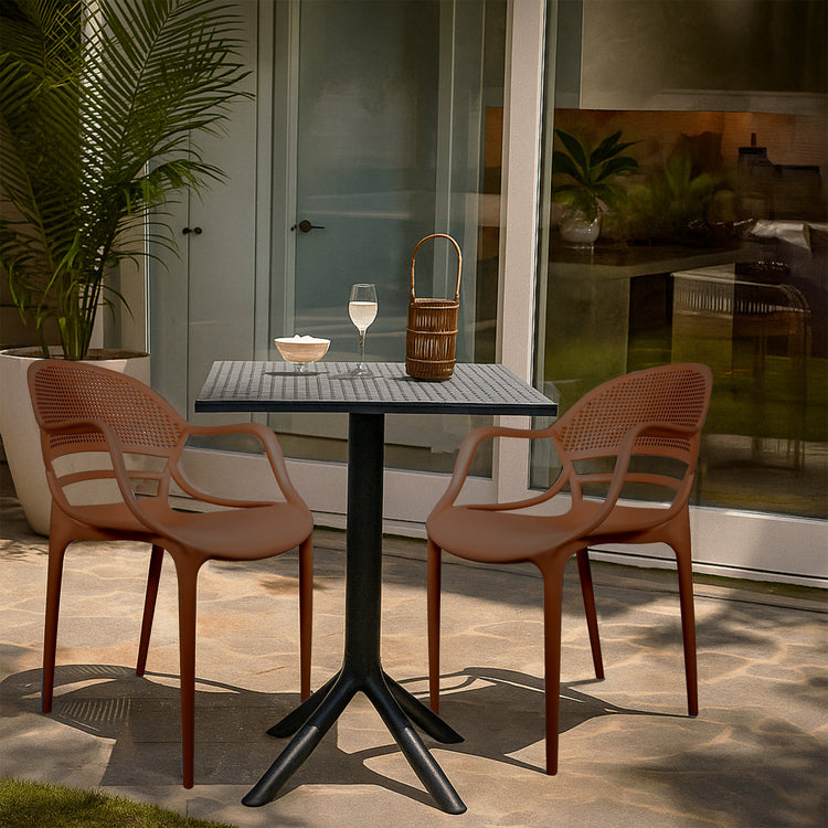 How Comfortable Café Chairs Improve Customer Experience – Diya Seating ...
